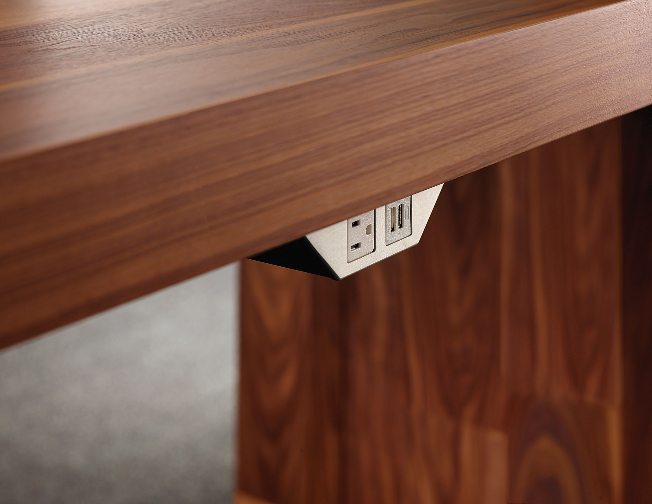 Tesano | Community Table | Planked Veneer | Power Rail Detail | Nucraft ...