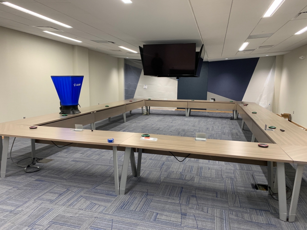 Agility | Reconfigurable Tables | Bleached Legno Laminate | Foil Powder ...